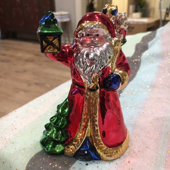 Holiday | Beautiful Christmas Santa Statue Lantern | Poshmark